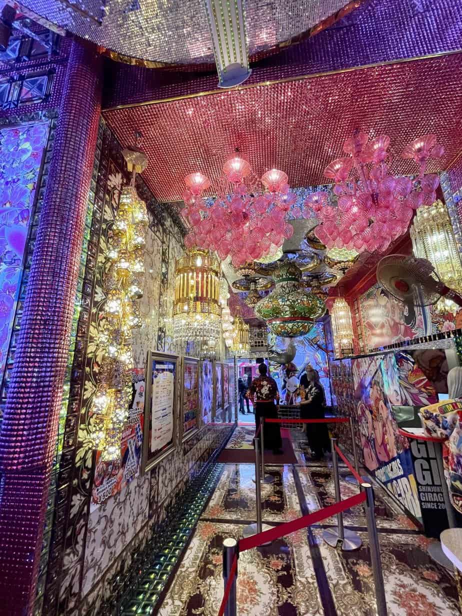 The Samurai Restaurant - Tokyo's Replacement for the Robot Restaurant